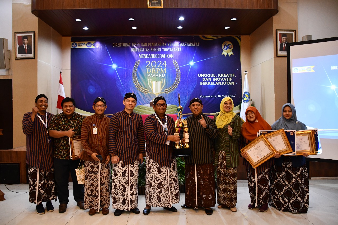 Dosen Program Studi S3 Pendidikan IPA Memperoleh DRPM Award 2024 | S3 Pendidikan IPA
